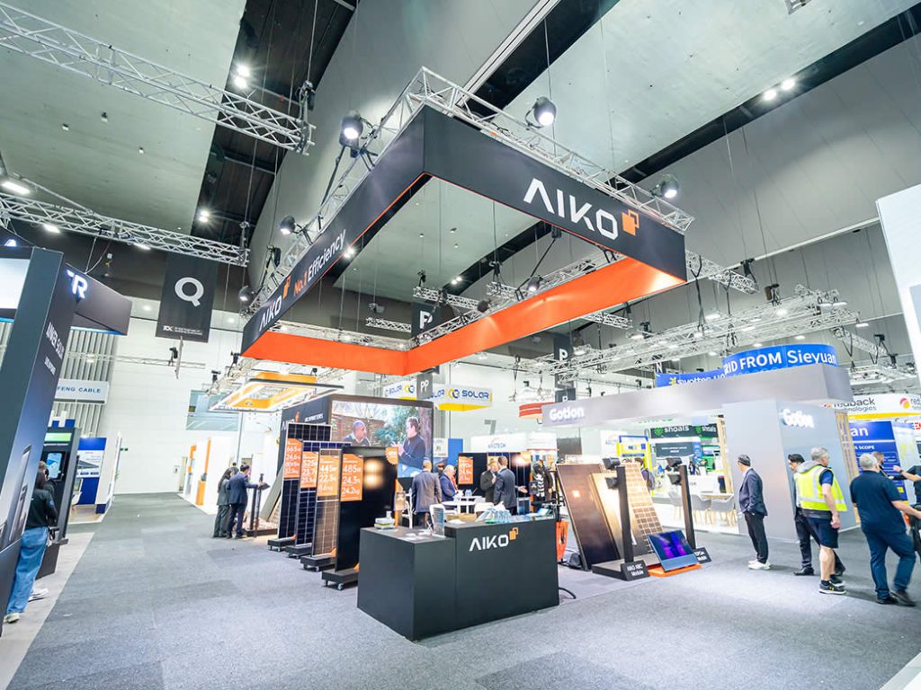 AIKO Introduces the World’s First 500W Panel Under 2 m² in Australia ...